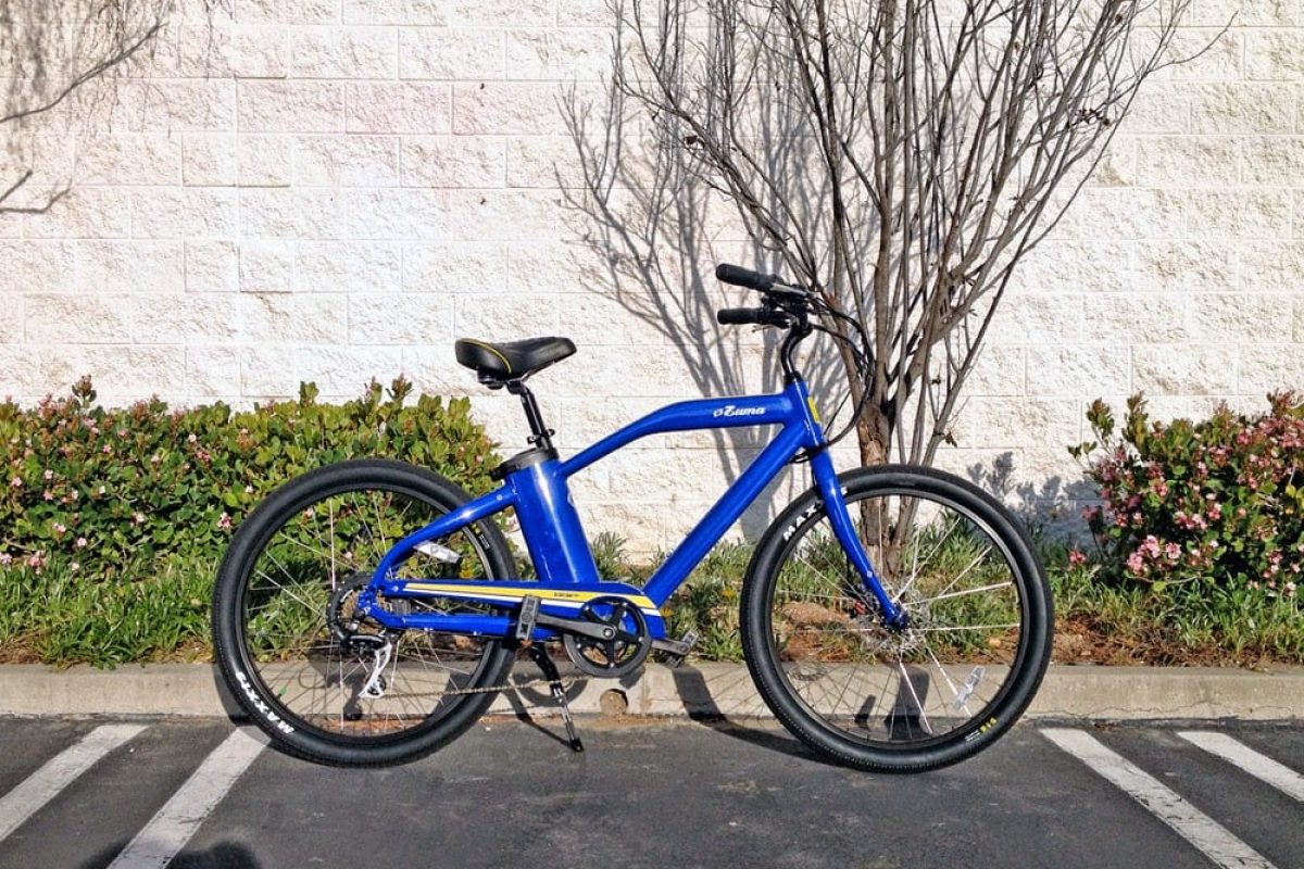 2014 IZIP E3 Zuma Review | ElectricBikeReview.com
