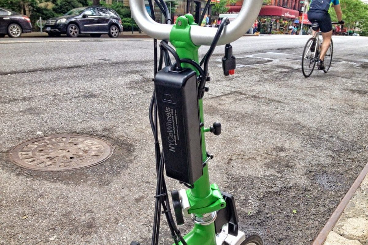 NYCeWheels Electric Brompton Review | ElectricBikeReview.com