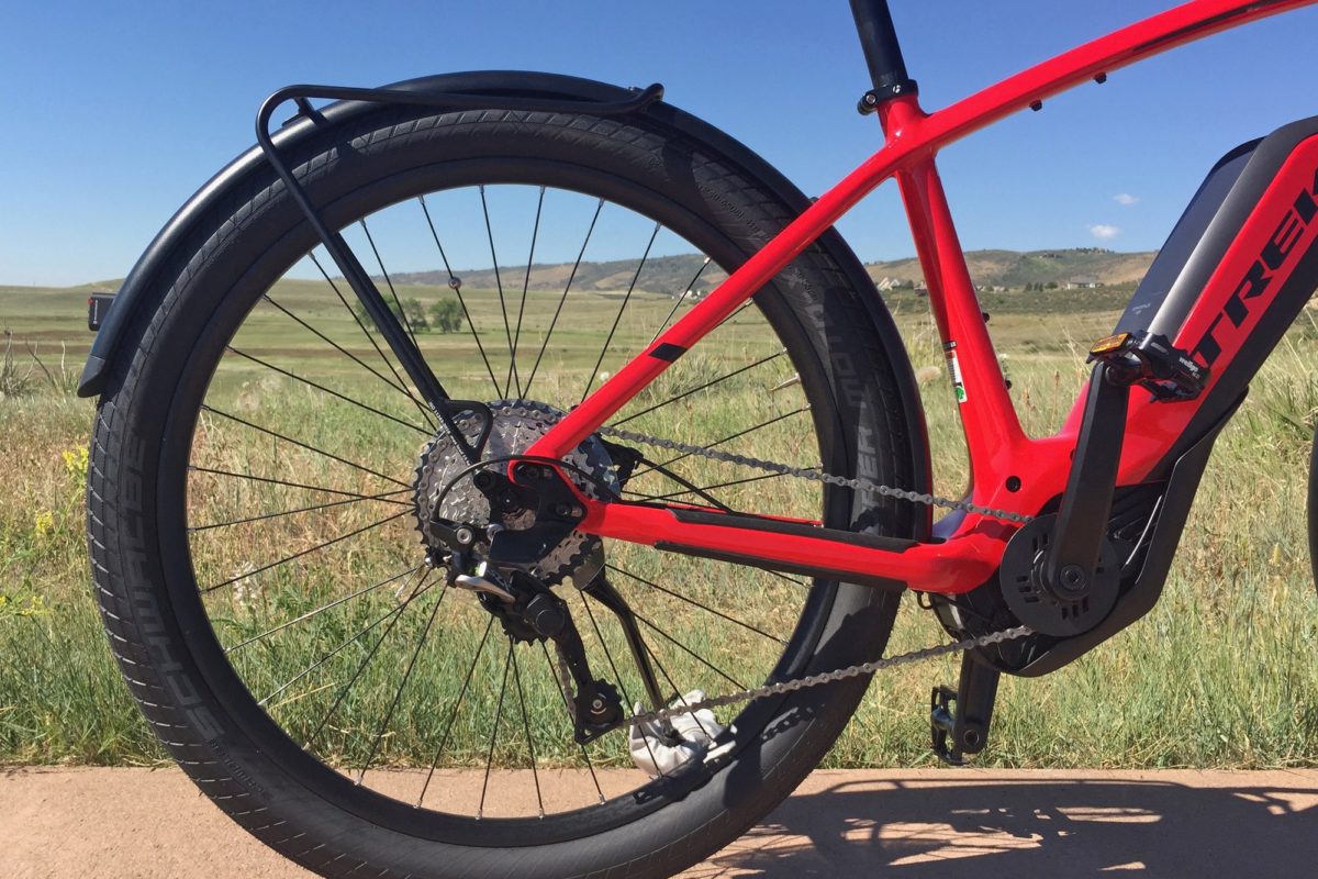 Trek Super Commuter+ 8S Review | ElectricBikeReview.com