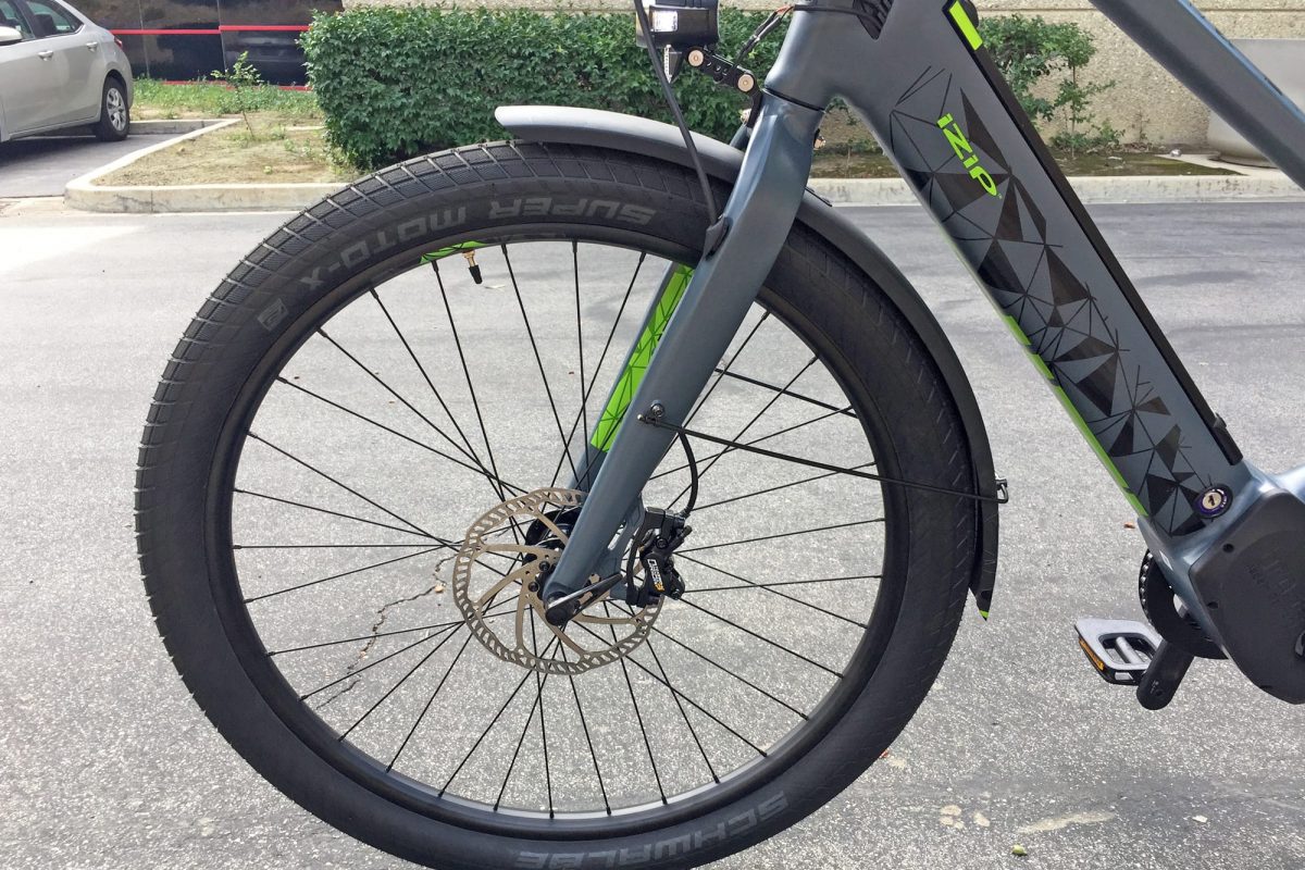 IZIP E3 Moda Review | ElectricBikeReview.com
