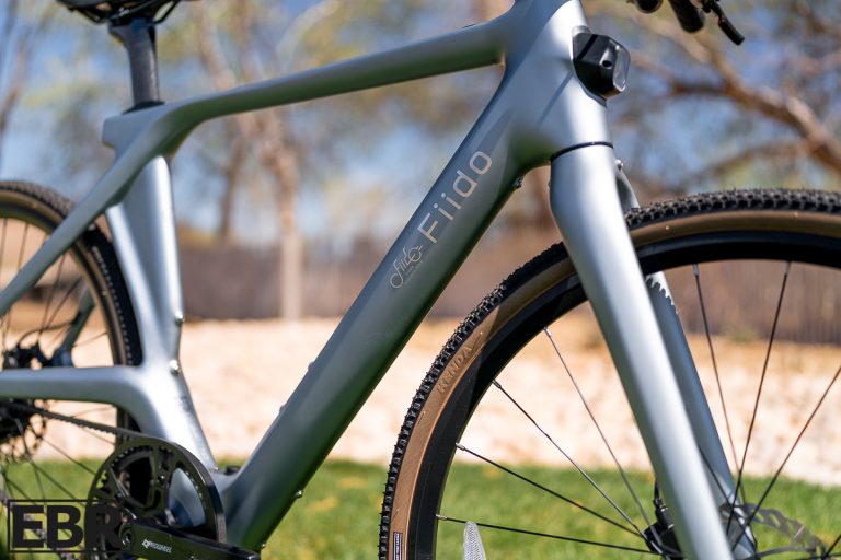 Fiido Air Review: A Sleek, Sub 31-Pound, Carbon e-Bike