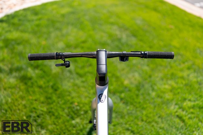 Fiido Air Review: A Sleek, Sub 31-Pound, Carbon e-Bike